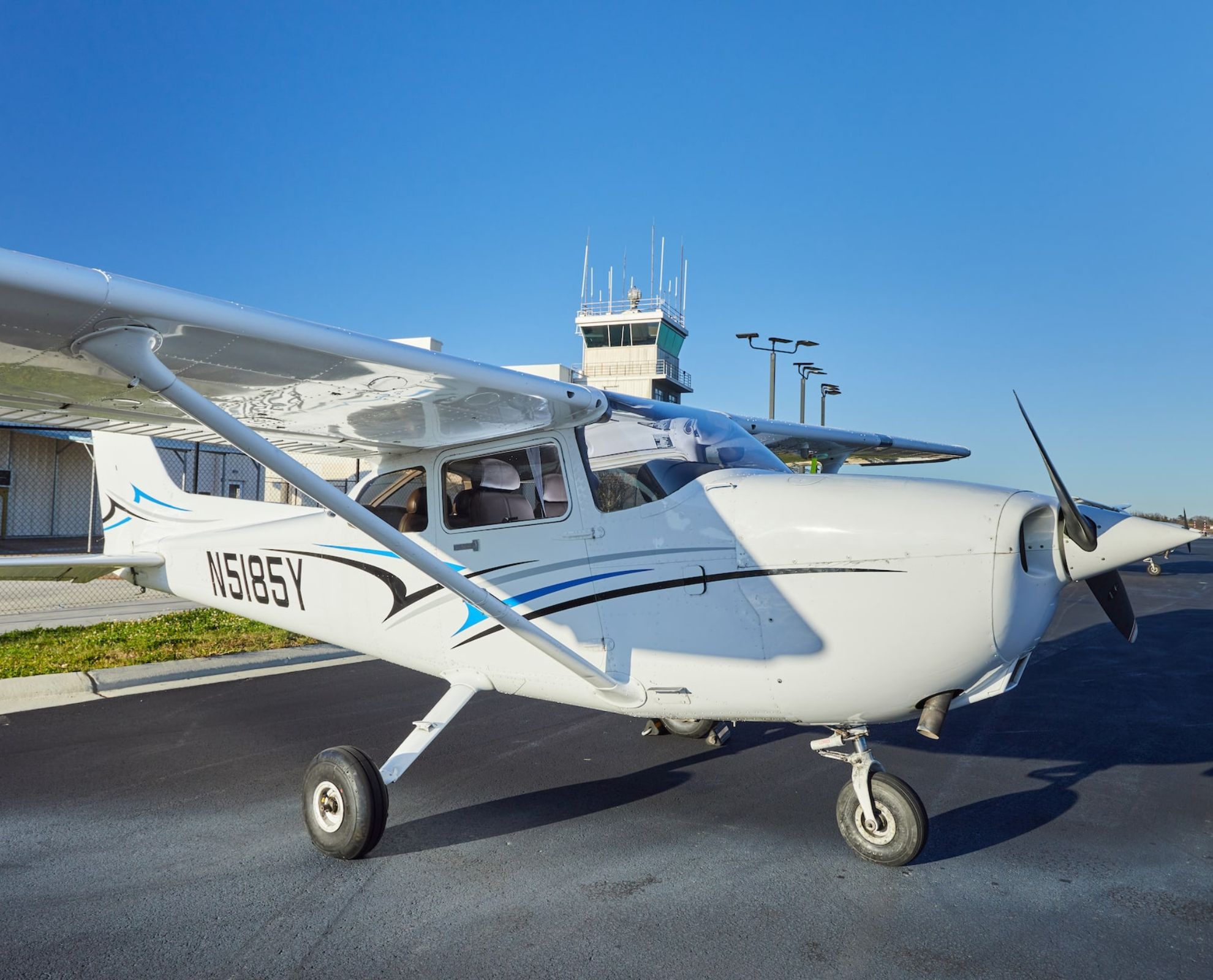 Cessna-172-S – Piedmont Flight Training